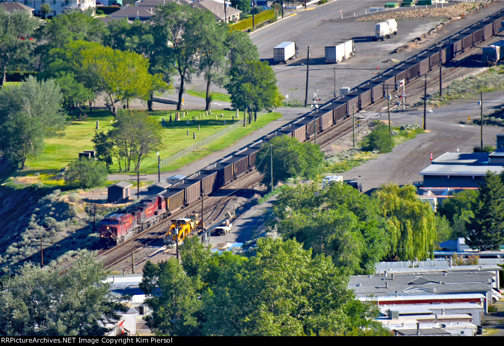 CP 9772 Coal Loads